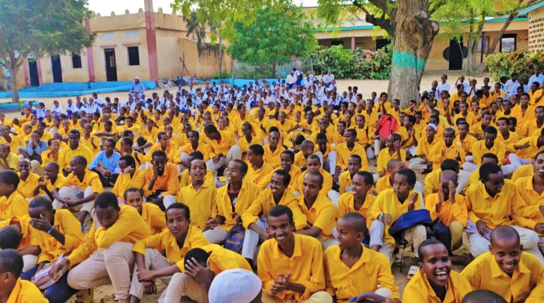Maamulka Gobolka Banaadir oo maanta Imtixaanka fasalka 8aad ka qaaday ...